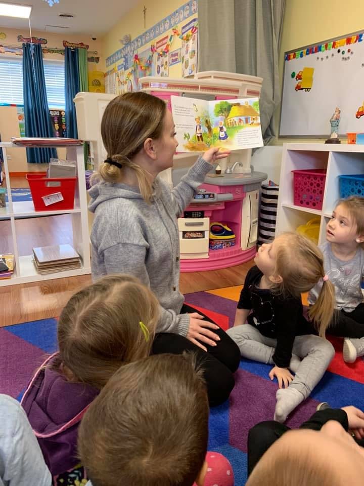 Przedszkole Sunny Day Care Center - Daycare in Des Plaines, IL - Winnie