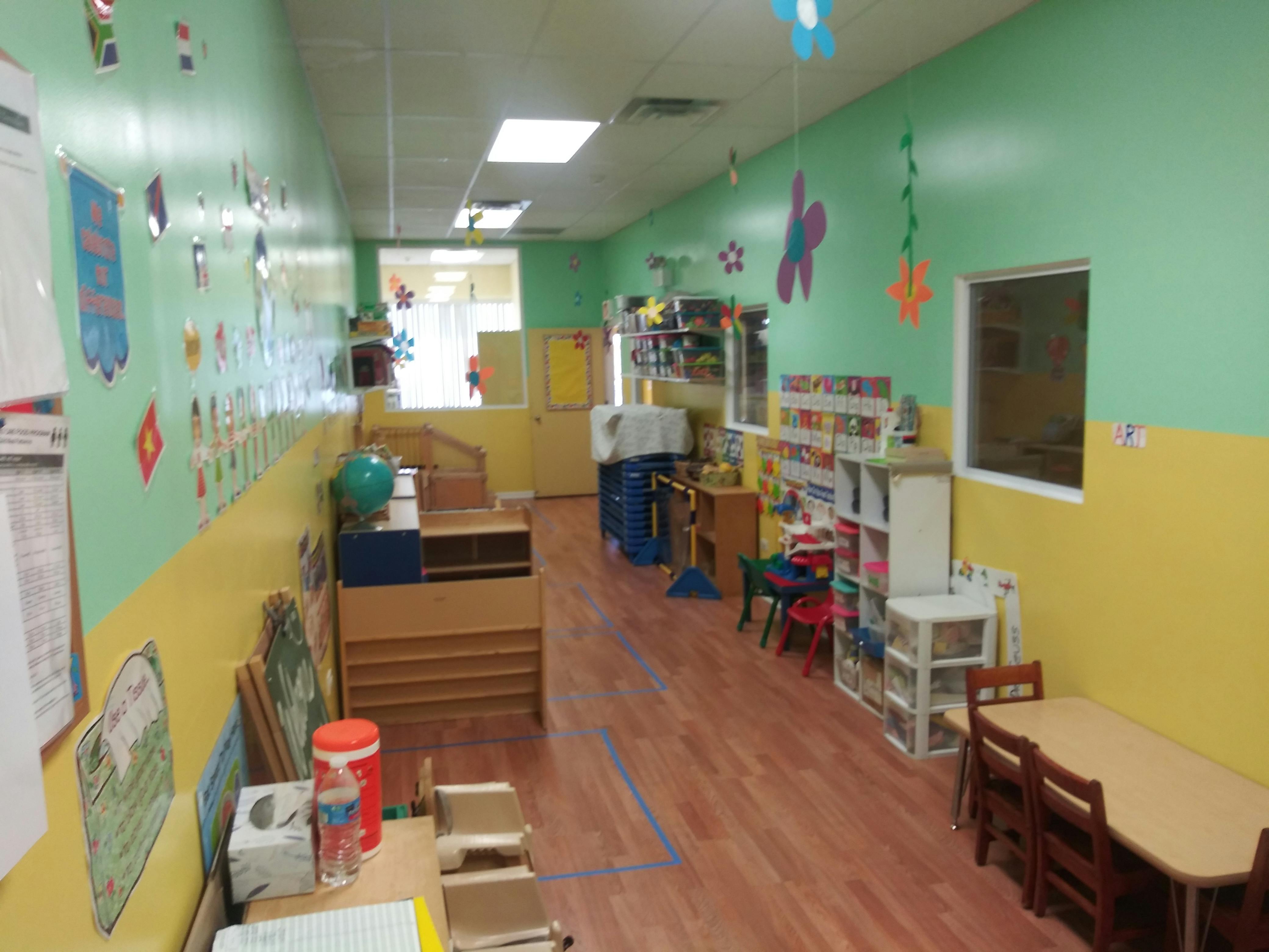 Diana's Daycare Center - Daycare in Chicago, IL - Winnie
