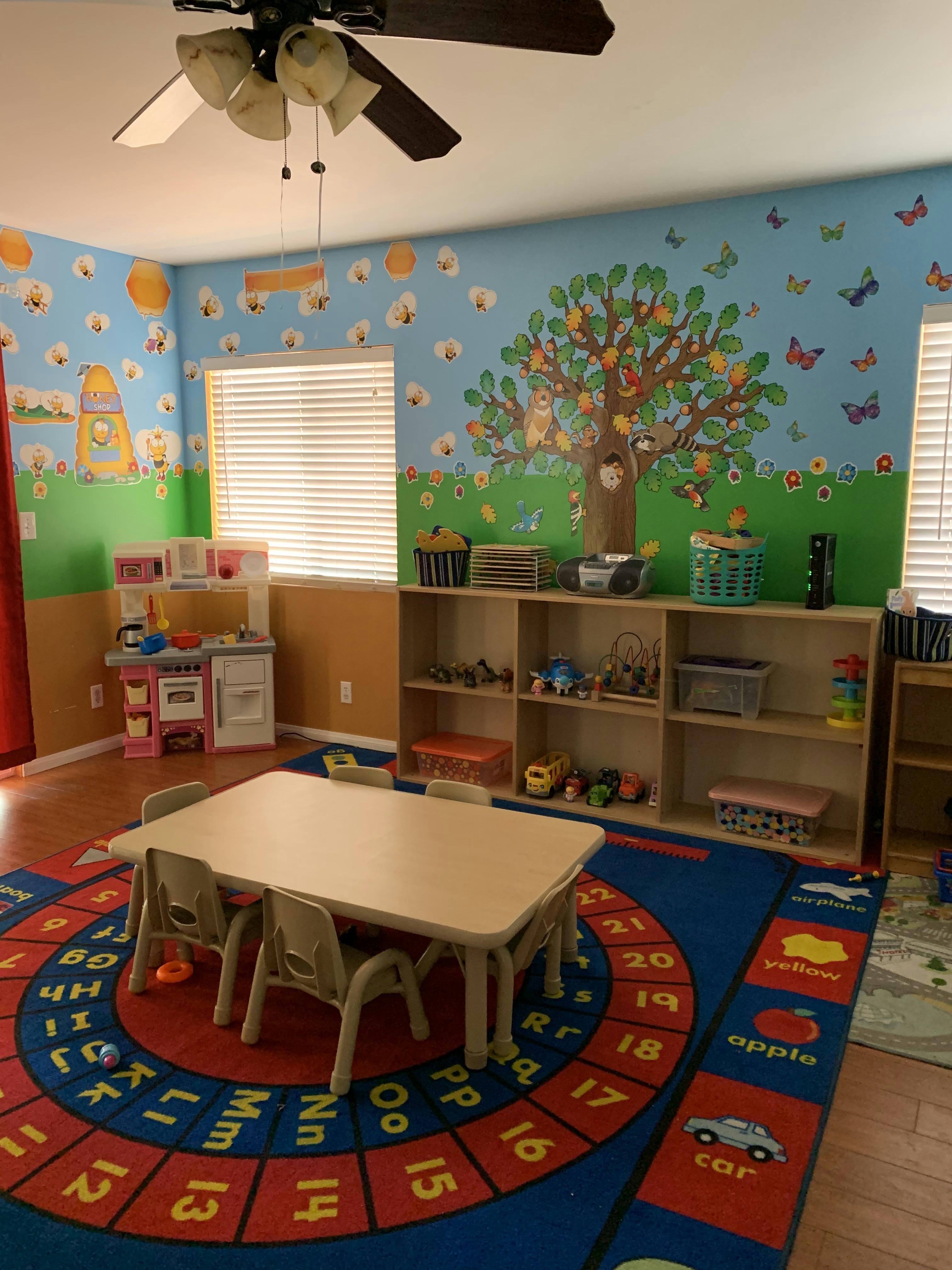 Enciso Family Child Care - Daycare in Burbank, CA - Winnie