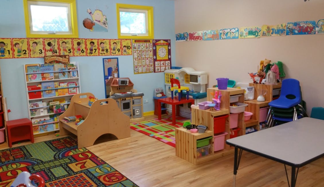 Mini Academy - Day Care Center - Daycare in Burbank, IL - Winnie